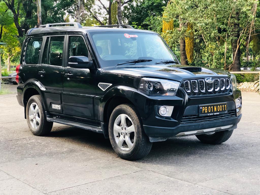 Self Drive Mahindra Scorpio S11 Car Rentals in Delhi